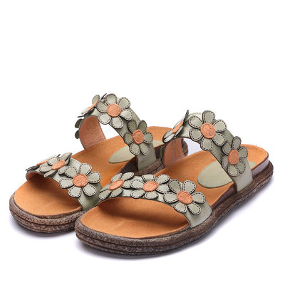 S064 Summer new products small fresh leather three-dimensional handmade flowers women's shoes flat sandals lazy shoes
