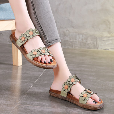 S064 Summer new products small fresh leather three-dimensional handmade flowers women's shoes flat sandals lazy shoes