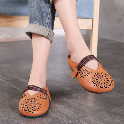 S066 Boutique retro hand-carved hollow women's shoes, leather feet, velcro, flat sandals
