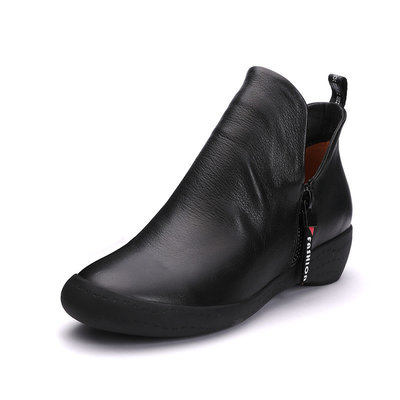 S076 2019 autumn and winter new small leather shoes women's mid-heel retro handmade leather zipper wedge women's single