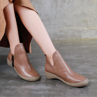 S076 2019 autumn and winter new small leather shoes women's mid-heel retro handmade leather zipper wedge women's single