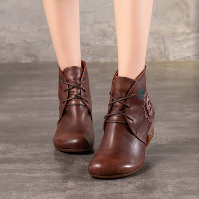 S081 2020 autumn and winter new wedge heel women's shoes retro handmade leather embossed lace-up fashion short boots wom