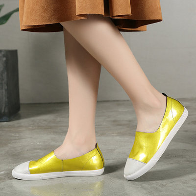 S138 2020 new fashion personality leather handmade women's shoes trendy wear-resistant flat metal patent leather single