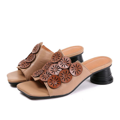 S150 Factory ethnic style flat bottom hollow Baotou sandals retro handmade slippers fashion all-match simple women's
