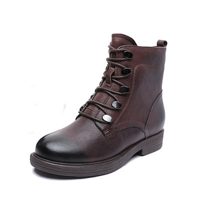 S195 Manufacturers fashion all-match autumn and winter new personality cowhide Martin boots rubber thick sole retro fema
