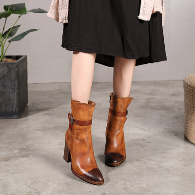 S196 2020 autumn and winter new pointed high heel retro weathered textured leather boots ethnic style women's shoes fact
