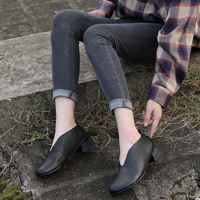 S199 Factory round toe thick heel retro leather handmade women's shoes all-match fashion simple low-heel shallow mouth s