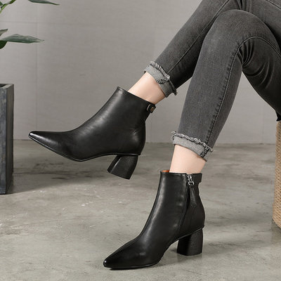 S223 Pure color pointed toe ladies elegant leather handmade short boots fashion all-match leather autumn and winter boot