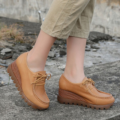 S252 2020 new leather retro high-top leather shoes with lace-up all-match fashion thick-soled increased shoes