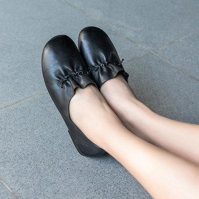 S284 Simple and comfortable flat bottom all-match single shoes pure color spring new leather women's shoes