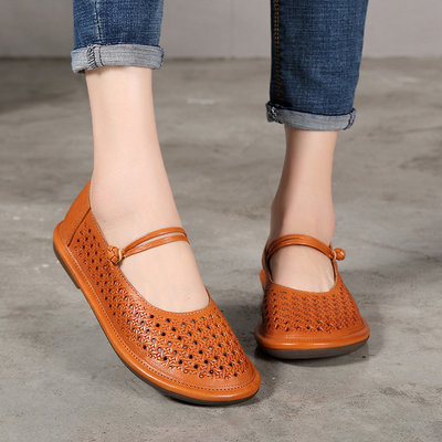 S299 2020 Retro Ethnic Hollow First Layer Cowhide Handmade Women'S Shoes Soft Flat Simple Single Shoe Manufacturer