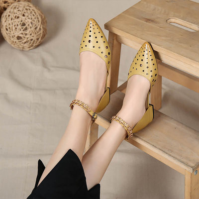S378 Sandals Women 2020 New Hole Shoes Hollow, Breathable And Cool One-Word Flower Shoe Buckle Pointed Sandals