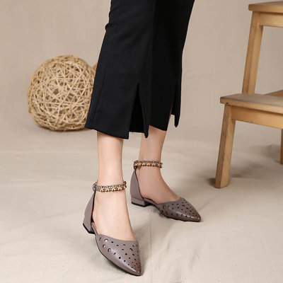 S378 Sandals Women 2020 New Hole Shoes Hollow, Breathable And Cool One-Word Flower Shoe Buckle Pointed Sandals