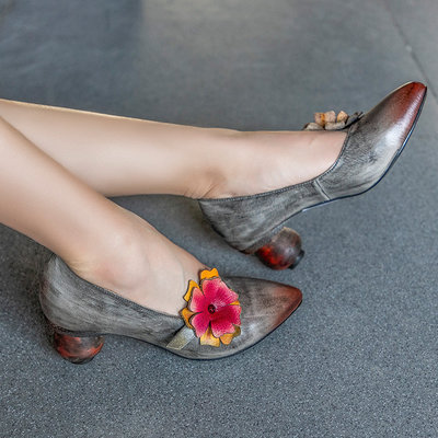 S381 Spring New Flowers Handmade Leather Single Shoes Pointed Toe Retro Thick High Heel Women'S Shoes Wholesale