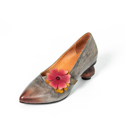 S381 Spring New Flowers Handmade Leather Single Shoes Pointed Toe Retro Thick High Heel Women'S Shoes Wholesale