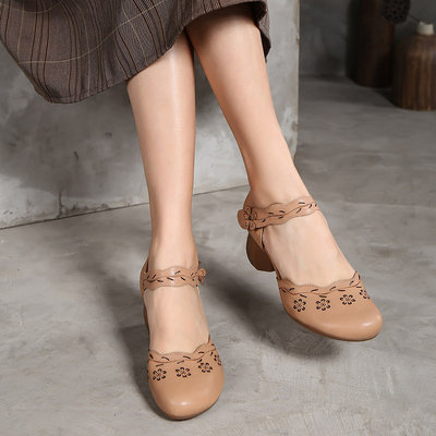 S456 2020 New Leather Retro Women'S Heels Sweet Round Head Comfortable Velcro Sandals Wholesale