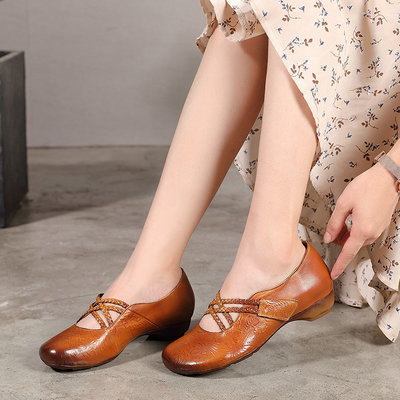 S502 Retro Ethnic Style Handmade Leather Women'S Shoes Fashion New Simple Velcro Shoes Manufacturers