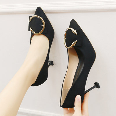 ZM011 New Korean Style Pointed Toe Stiletto Stiletto Square Heel With Metal Buckle Pure Color Suede High Heels 857-9