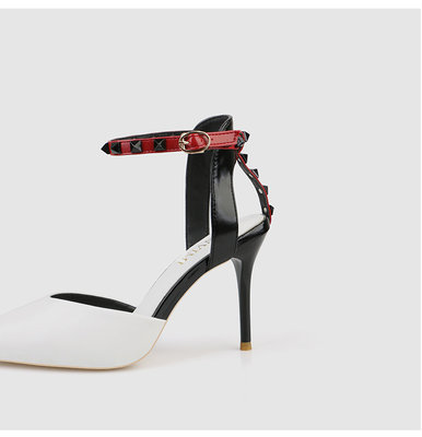 ZM039 289-9 High Heel Ladies Sandals 2020 Summer New Pointed Sexy Rivet Fashion Simple Women'S Shoes