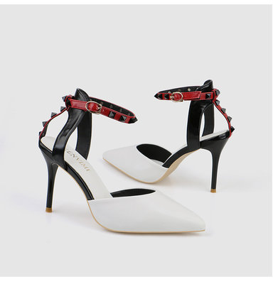 ZM039 289-9 High Heel Ladies Sandals 2020 Summer New Pointed Sexy Rivet Fashion Simple Women'S Shoes