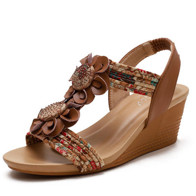 BS036 Sandals Women2020 Summer New Sandals Casual Fashion Word Belt Mid-Slope Heel Sandals Female Mother Shoes