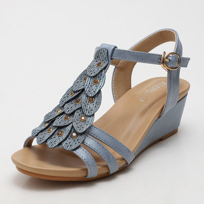 BS052 Wedge Heel Sandals Women'S New European And American All-Match Comfortable Casual Mother Shoes Thick-Soled Buckle