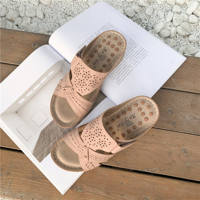 BS068 European And American Summer Sandals Women 2021 Bohemian Style Thick Bottom Massage Large Size Ladies Slippers