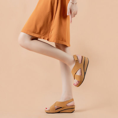 BS074 slippers European and American 2021 cross-border sandals women, wedge heel retro fish mouth mother shoes plus size