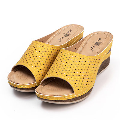 BS075 slippers European and American 2021 cross-border sandals women, wedge heel retro fish mouth mother shoes plus size