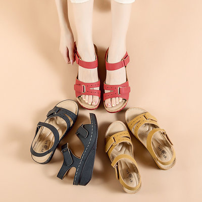 BS076 Manufacturer 2021 Amazon new sandals women's slope with magic buckle thick-soled large size sandals slippers beach