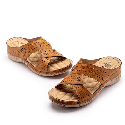 BS081 Amazon Hot Style Slippers Women European And American 2021 New Cross-Border Large Size Slope With Rhinestone Casua