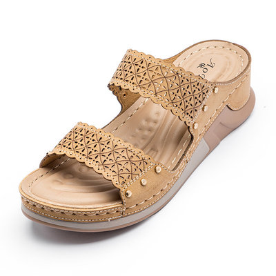 BS088 female slippers 2020 Amazon slippers women hollow rivets wear sandals women's shoes