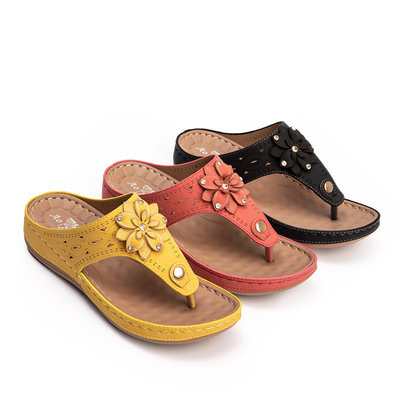 BS090 Slipper Outer Wear Slippers Female Flip Flops Flower Hollow Beach Amazon Flip Flops Female Sandals