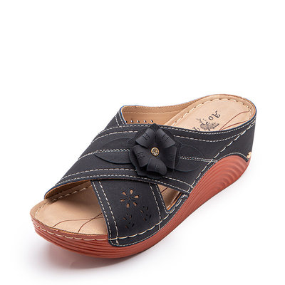 BS092 Summer 2021 New Style Sandals Women'S Retro Wedge Heel Car Stitching Mother Shoes Plus Size Women'S Slippers Sanda
