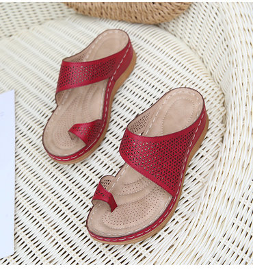 BS093 Women Shoes Cross-Border Large Size Women'S Shoes Retro Bohemian Style Hollow Wedge Sandals Women Flip-Flops Sanda