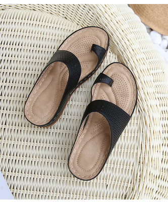 BS093 Women Shoes Cross-Border Large Size Women'S Shoes Retro Bohemian Style Hollow Wedge Sandals Women Flip-Flops Sanda