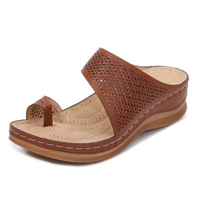 BS093 Women Shoes Cross-Border Large Size Women'S Shoes Retro Bohemian Style Hollow Wedge Sandals Women Flip-Flops Sanda