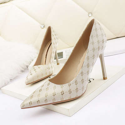 8666-8 Europe And The United States Sexy Pointed Shallow Mouth High Heels Nightclub Was Thin Net Celebrity Women'S Singl