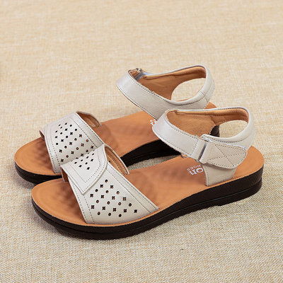 BS123 Leather Sandals Comfortable Massage Soft Sole Top Layer Cowhide Women'S Shoes Manufacturers Women'S Shoes Brand Wo
