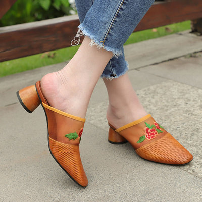 HZM006 Sandals Women'S Leather Embroidered Slippers Ethnic Lazy Shoes Hollow Breathable Retro Classic Women'S Shoes Embr
