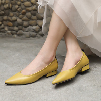 HZM007 Pointed Temperament Baotou Women'S Shoes Summer Daily Commuting Temperament Sweet Shallow Mouth Single Shoes Leat