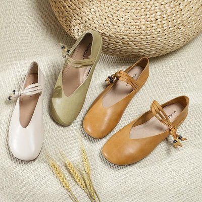 HZM016 Single Shoes Women Autumn/Winter 2021 New Style Ladies Fashion Single Shoes Square Head Shallow Mouth Fashion All