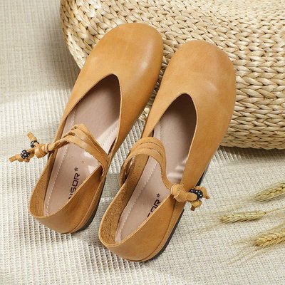 HZM016 Single Shoes Women Autumn/Winter 2021 New Style Ladies Fashion Single Shoes Square Head Shallow Mouth Fashion All
