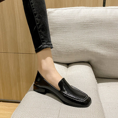 HZM025 Shoe Factory Direct Sales Net Celebrity Same Style Small Leather Shoes Female New Thick-Heeled Single Shoes Flat