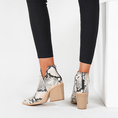 YTH026 Shoes Metal Chain Children'S Boots Autumn 2021 New Fashion Stiletto High Heel Short Boots High Heels Brand Women'