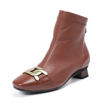 HZM029 Embroidered Retro Women'S Boots Autumn And Winter New Style Leather Women'S Shoes Pointed Toe Temperament Mid-Hee