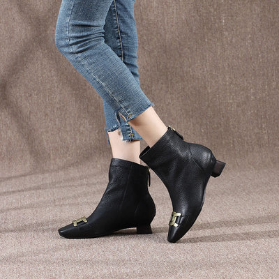 HZM029 Embroidered Retro Women'S Boots Autumn And Winter New Style Leather Women'S Shoes Pointed Toe Temperament Mid-Hee