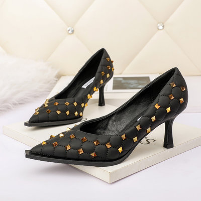 6899-1 Sexy Pointed Shallow Mouth High Heels Are Thin Nightclub Rivet Women'S Singles Net Red Banquet Women'S Shoes