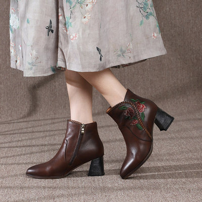 HZM034 Ethnic Style Retro Women'S Boots Autumn And Winter New Leather Women'S Shoes Boots Original Embroidery Thick Heel