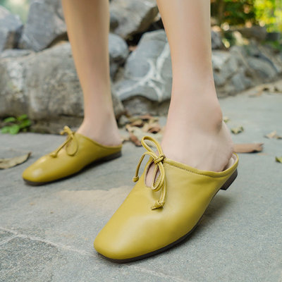 HZM044 Single Shoes Women'S Spring New Thick Heel Pointed Literary Single Shoes Retro Soft Leather Mules Leather Shoes W